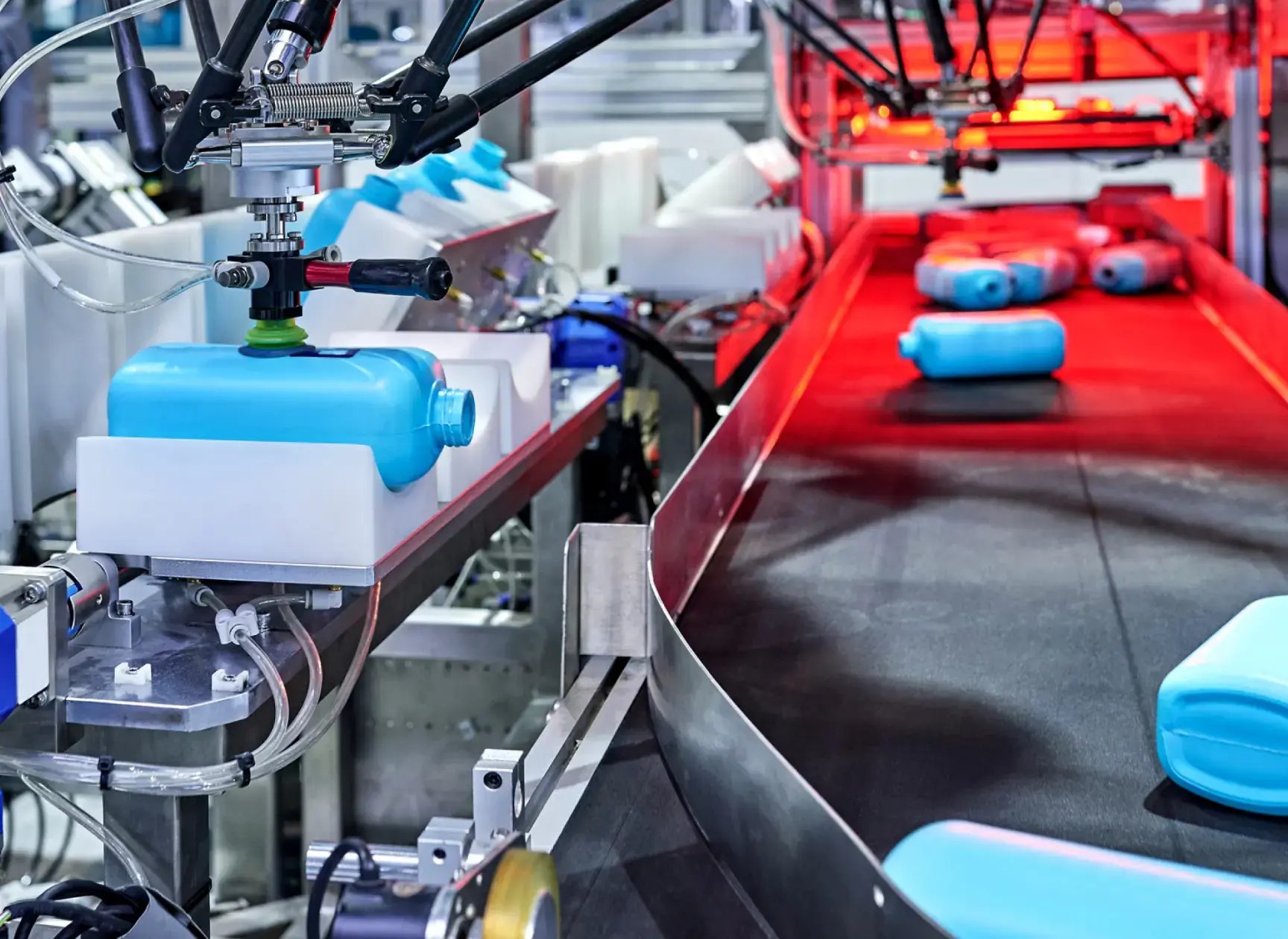 Robotic Picking Solutions | QComp